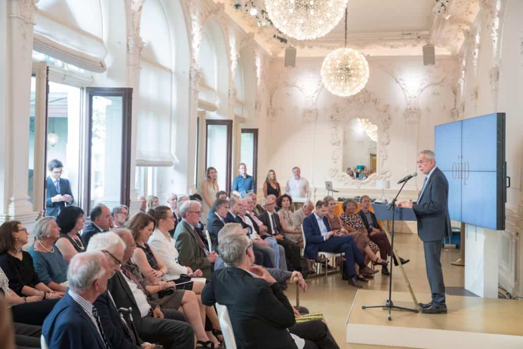 Press conference/summit/panel discussion in the heart of Vienna